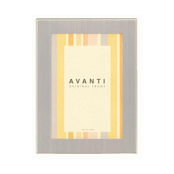 ●メタルの質感が作り出す独自の世界。シックな中にも遊び心が息づく、都会はフレーム。●[素材] アルミニウム●どんな写真にも合う、オールマイティなフレーム。