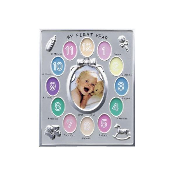 ●サイズ（約）：幅27.9×奥22.8×高1cm、[スタンド使用時]厚0.5cm［フレーム小］縦4.3×横2.9cm、［フレーム大］縦10.6×横7.8cm●素材：[フレーム表面]スチールお誕生から1年間の歩みをフレームに飾れます。成長の過...