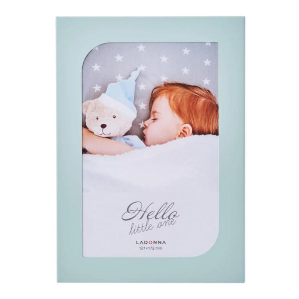 【商品説明】　◇直線とゆるやかな曲線を交互に組み合わせた、上品さと遊びごころにあふれた窓枠です。 ポストカードサイズの写真は、切らずにそのまま入れることができます。　　【詳細】　・外寸(mm)：124×174　・内寸(mm)：123×173...