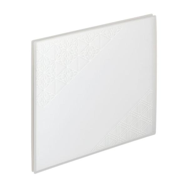 【商品説明】　○見開きサイズの切り絵・書き置き御朱印をきれいに収納できるポケットタイプの御朱印帳。　　【商品特徴】　・中台紙を挟んで、おもて・うら両面に収納できるジャバラポケットタイプの御朱印帳です。　・うら表紙には拝観券などが入るポケット...