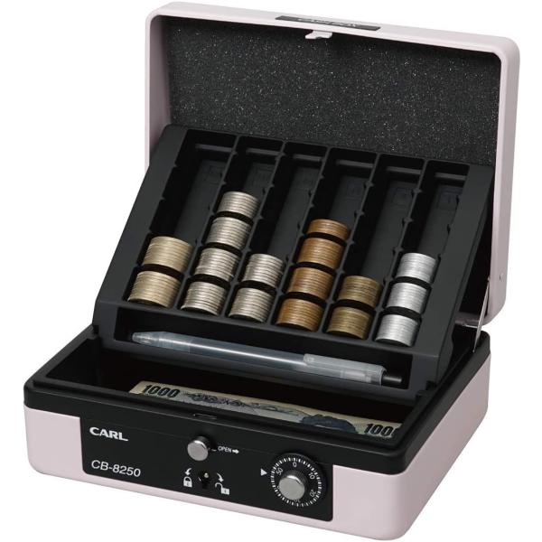 持ち歩くレジ『そとレジ』　屋外＜そと＞で会計＜レジ＞しよう。　金庫なのにレジ機能が充実。　お会計の手間を減らす便利機能で快適フリマライフを。　 【特長・使い方】　・持ち歩いても庫内でコインが散らばらない。クッションがコインをおさえてしっかり...