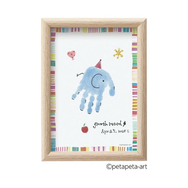 【商品説明】　○お子様の「今」をかわいく残せる手形アート♪　カラフルな手形や足形のスタンプをシールやペンで装飾して、世界に一つだけの作品を作る手形アート制作キットです!　　○肌にやさしい専用スタンプパッドで押したお子様の手形・足形に、飾り付...