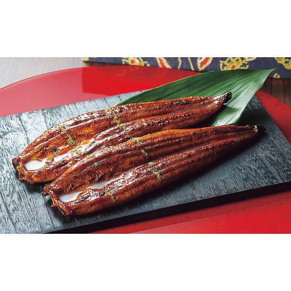 熟練した養鰻家たちの手で地下水を使用して大切に育てられた九州産のうなぎ蒲焼。炭火を使い香ばしく仕上げています。　　【商品内容】●長蒲焼×２尾（計２４０ｇ・うなぎ：九州産・真空個包装）、山椒付タレ１５ｇ×２　【原産国】日本　【加工地】日本　【...