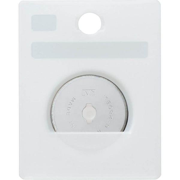 ●ペーパーカッター(ロータリー式)用の替刃です。　●チタン加工刃搭載で、切れ味持続2倍、切れ味110パーセント、刃先の硬度2.5倍です。(すべて当社従来比)　●スライダーを前後にスライドするだけで、簡単に裁断ができるロータリー式ペーパーカッ...