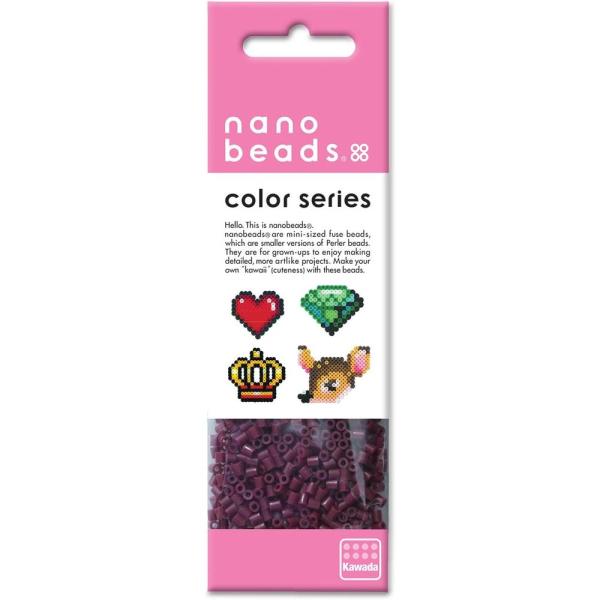 人気のアイロンビーズに大人が楽しめるミニサイズシリーズが登場です。　ナノビーズは1ピースのサイズがパーラービーズの約4分の1のサイズ（φ2.6mm×H2.8mm）。よりリアルで細かなビーズアートが作れます。本商品は単色シリーズです。　【付属...