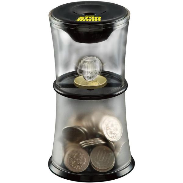 入れたコインがステージ上で回り出す！上級者の記録で15秒。どれだけ長く回せるか？上級者を目指して貯金をしよう！マジックを楽しむようにコインを入れているといつのまにか貯まっています。お金のダンス！コインがまん中のステージで勢いよく回り出します...