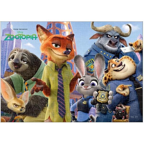 ディズニー最新作『ズートピア2』の公開に合わせて300ピースが登場！！　【ピース数】300P　適合パネル：300Ｐ専用パネル　完成サイズ：30.5×43cm　パッケージサイズ：259×52×185mm　(C)Disney　
