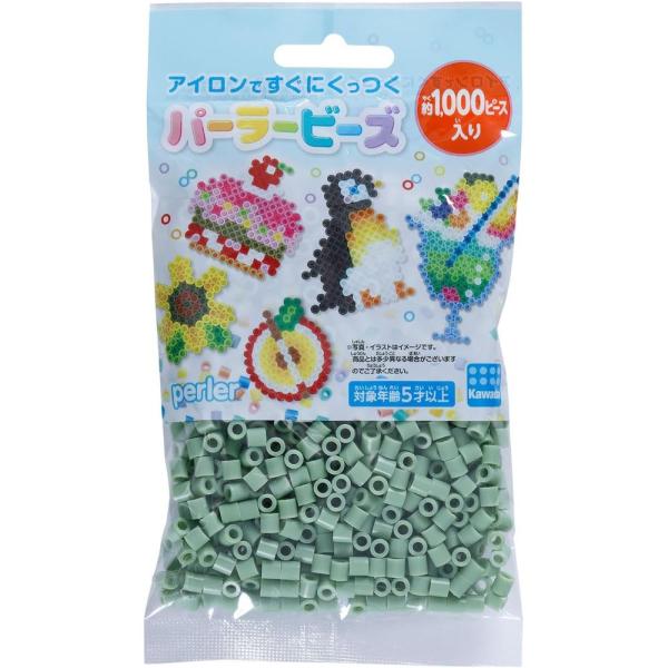 パーラービーズの単色シリーズにくすみカラーが登場！●香草のセージをイメージした、やや灰色がかった淡い黄緑色です。●植物をはじめ、自然のモチーフや、陰影を表現するのにぴったりな落ち着いたカラーです。　約1000ピース入り　　対象年齢：5歳以上...