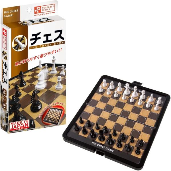 凹みのある盤面だから、コマがズレにくい。　透明の盤面に凹みがあり、そこにコマを収める新構造!ゲーム中にコマがズレにくいので、きれいに並べられて気持ちよくゲームが進行できます。本格的な立体駒を採用しているので、持ちやすくて遊びやすい!さらに臨...