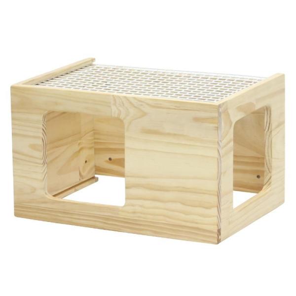 色々な使い方ができるメッシュスノコハウス！　　・二ヶ所の入り口で通り抜け可能な木製ハウスです。　・天面がメッシュタイプなので、天井に乗ってオシッコしても汚れは下へ落ちて衛生的　・上下をひっくり返してメッシュワイヤーをセットでき、好きな方向を...