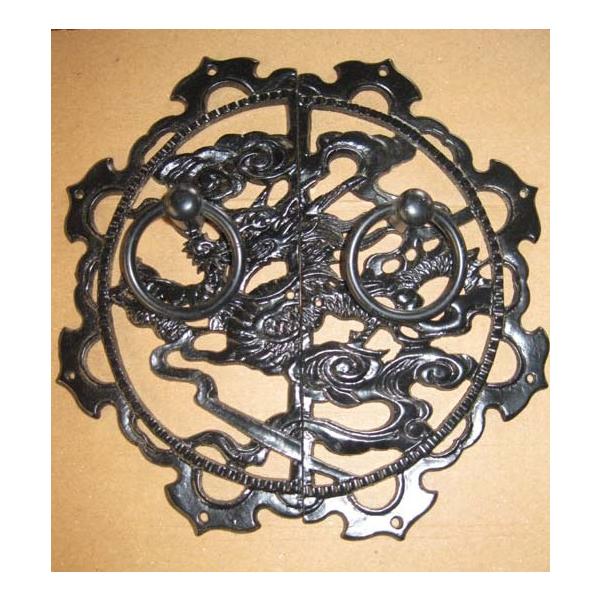 ※商品金額下の「送料無料」は本州のみです。※お届けは基本、普通郵便での発送です。●サイズ　160x160x80x80       丸輪下りの径　　34mm●素材　　亜鉛合金（黒）●仕様　　丸輪下りは1本穴　　六角ナット式●付属品　六角ナット...