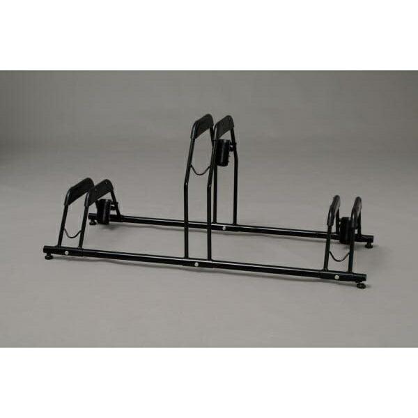 【アイリスオーヤマ】高さを調節できる3台タイプの自転車スタンドです。