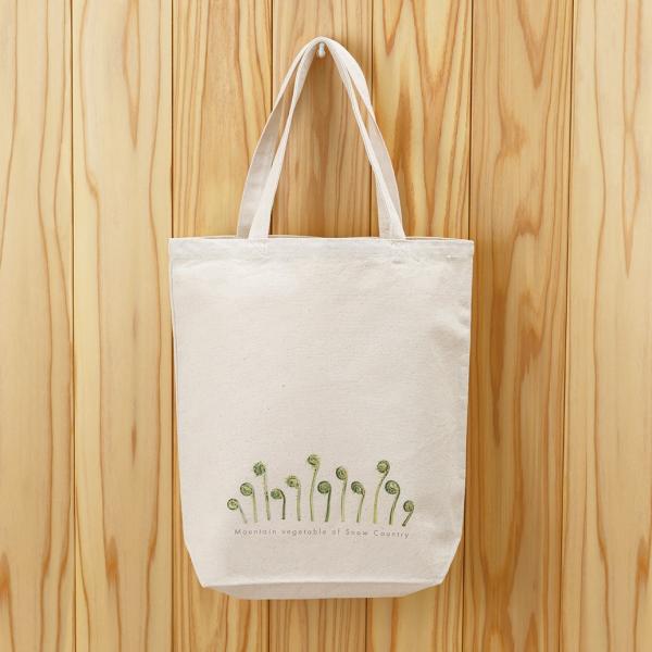 ・素材：綿100％（キャンバス）・厚さ：13.1oz・カラー：ナチュラル・本体サイズ：W36×H37×D11cm　持ち手長さ：2.5×47cm・内容量：10L肉厚で丈夫なキャンバス地のトートバッグです。※無漂白商品のため、綿の葉の乾いた破片...