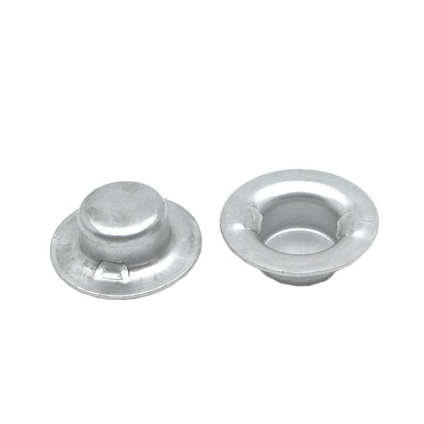 商品コード：166301トレーラーローラーブラケットのスチールシャフト両端に取り付け(圧入)し、ローラーを固定するキャップ(パルナット)です。◆5/8インチ(15.9mm) スチールシャフト用◆全高：12.5mm◆ツバ部分外径：30mm◆材...