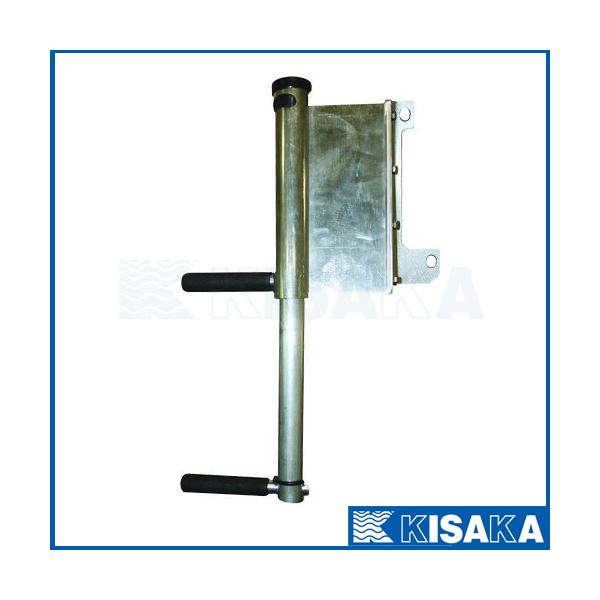 商品コード：182326必要な時に簡単に使用することができるエマージェンシーラダーです。エンジンポート側のボルトに固定して取り付けします。 ◇TWIST STEP Emergency Jack Plate Ladder ※取付ボルト類は付属...