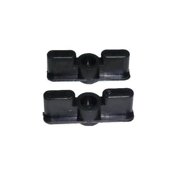 商品コード：442101バウライダーなどのフロント中央の窓がドア代わりに開閉するタイプのポートで、不用意に窓が開閉するのを防ぐための簡易ラッチです。取り付けは中央の穴を利用してネジ止めして使用します。◆2個セット◆材質：プラスチック製◆取り...