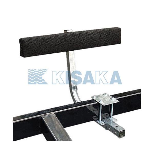 商品コード：686123タイダウン社製バンクカーペット仕様のボートサポートガイドです。(支柱1本タイプ)トレーラーフレーム部が108mm(4-1/4インチ)以下のものに取り付けることができます。ガイド部はフレームより480mm(19インチ)...