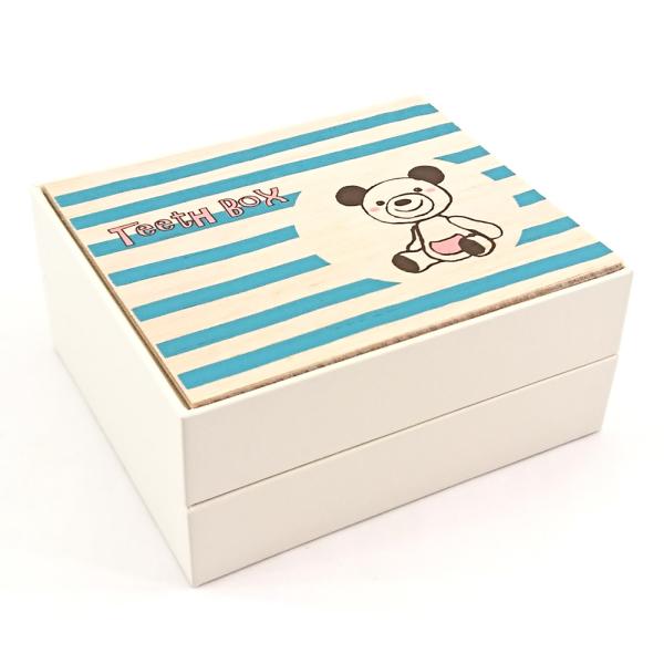 商品名TEETH BOX 木 ベア材質プラスチック、布、木(メープル＆マホガニー)サイズ(約)縦8.6×横10.1×高さ4.6cm生産国日本製(和歌山県、紀州漆器)抜けたかわいい乳歯を1本ずつ大切に保管♪あなたはどのデザインの小さな宝箱で思...