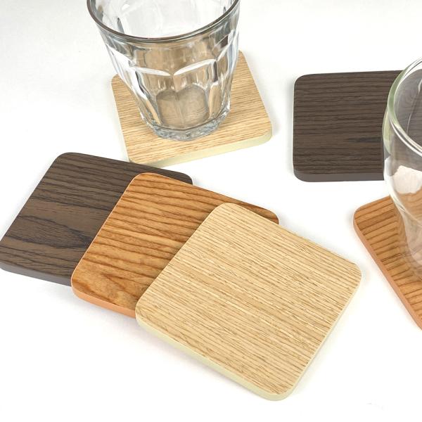 商品名角 コースター材質木製・MDFサイズ(約)奥行9×横9×高さ0.6cm塗装ウレタン塗装食器洗浄機×電子レンジ×生産国ベトナム木の温もりが感じられるシンプルなデザインのコースター。オーク、チェリー、ウォールナットの3種の素材からお選びい...