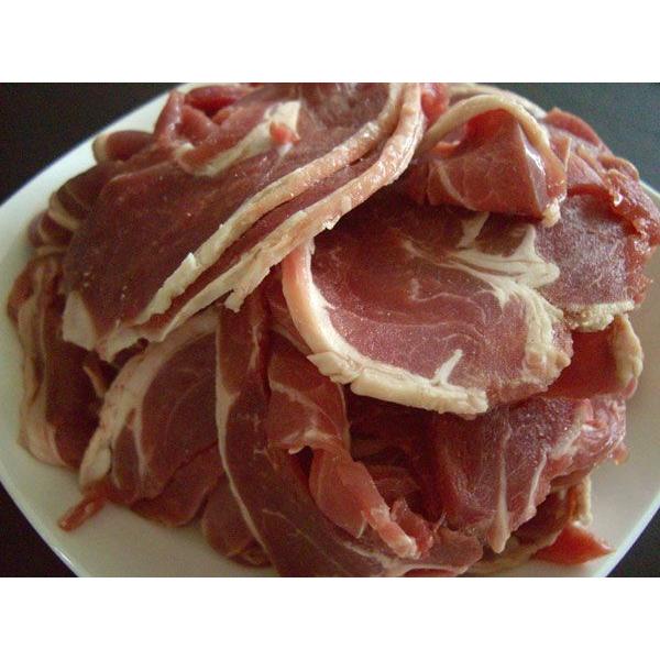 北海道名物のラムジンギスカンのご紹介です( ｀ー´)ノ我が家では良くジンギスカンと野菜を一緒に炒めて御飯の上に乗せて「ジンギスカン丼」にして食べています(*^o^*)ジンギスカンの肉は「羊」の肉を使用します。よく羊の肉といって「ラム」だった...