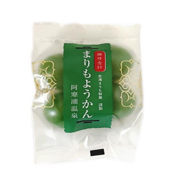 北海道阿寒湖の定番のおみやげのまりもようかんです。北海道おみやげの大ヒット商品です。まりもの形の羊羹“まりもようかん”４個入りのご紹介です。“はじける”おいしさ！！のようかんです。毬藻のふるさと北海道阿寒湖温泉で丁寧に丹念に作りあげられた一...