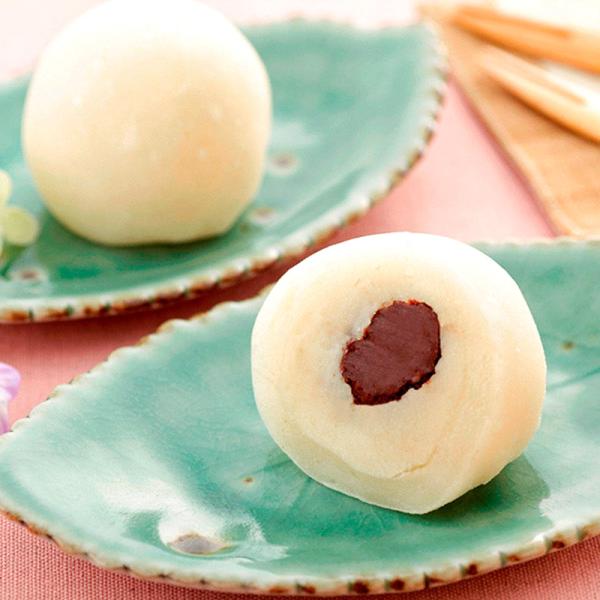 キーワード：ショコラ大福 （単品）   小樽銘菓 六美・商品名：ショコラ大福（単品）【おたる六美】・産地：北海道小樽市・発送元：小樽 六美・特徴：生チョコとみるく餡を北海道産の餅で包んだ洋風大福です。・内容量：直径 約5cm・賞味期限：冷凍...