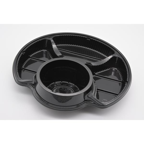 商品名：リーフ 黒材質：HIPSサイズ：φ212×46mm色：黒入数：600枚カップホルダーが付いているので、缶ジュース、缶ビール、紙コップが固定出来ます。※こちらの商品は運送会社の都合上、個人名での配送が不可となります。必ず会社名もしくは...