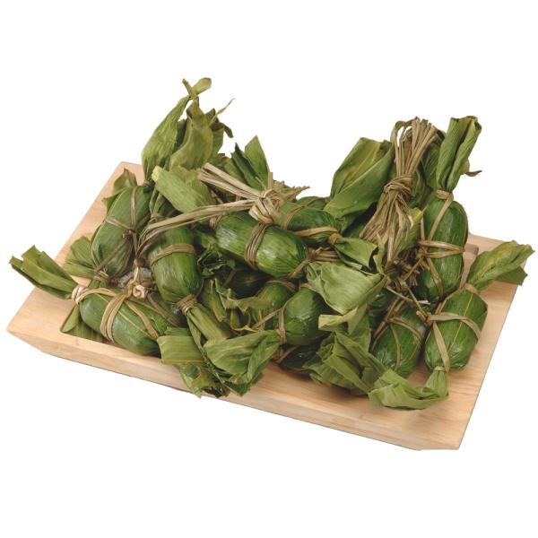 笹団子は、上杉謙信が遠征の折保存食として携帯していたと伝えられています。もち米とうるち米を粉にし、よもぎを混ぜて搗きあんこを入れて笹に包んだ昔ながらの素朴な食べ物です。新潟を代表するご当地食品です。■配送不可地域：離島は配送不可■温度帯：冷...