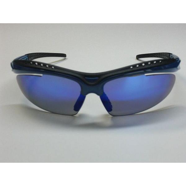 カイトフライトの必需品ＵＶカット９９%の軽量サングラスわずか２７gです!!