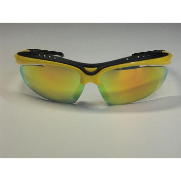 カイトフライトの必需品ＵＶカット９９%の軽量サングラスわずか２７gです!!