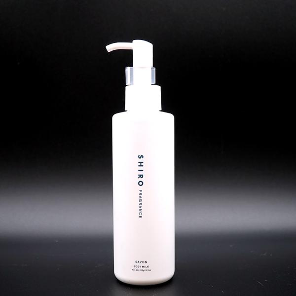 アロエベラ葉エキス*1やシアバター*2に加え、小豆島のオリーブ葉エキス*3とオリーブ枝エキス*4を新配合。小豆島の無農薬で育てた生命力あふれるオリーブのエキスは肌荒れを防ぎ、潤いをとじこめます。みずみずしいテクスチャーが肌になじみ、吸い付く...