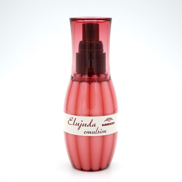 細い髪に水分保持力の弱い細い髪を、柔らかくしなやかな髪に導きます。細い髪を芯から潤う柔らかな質感に整えるうるおった動かしやすい、”やわふわな素材”へと導くドライ中もドライ後も、想い通りに動く素材に導く。髪に水分を蓄え、乾かした後もうるおって...