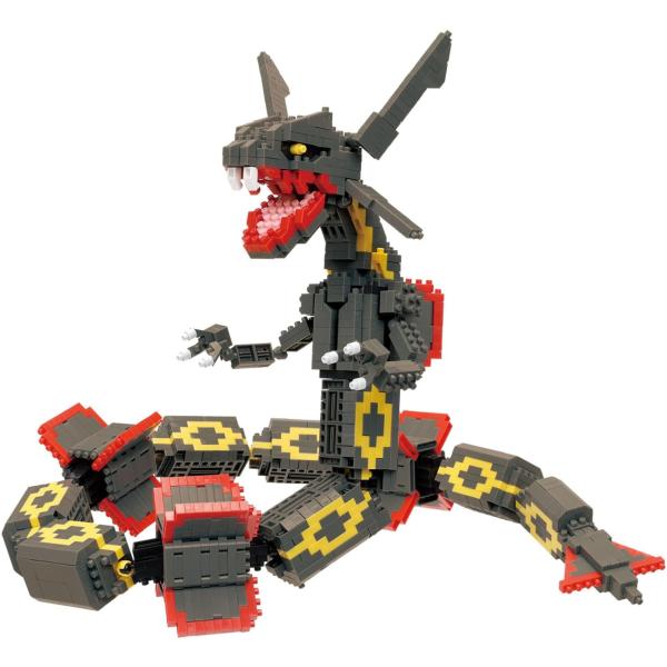【発売日：2025年11月22日】伝説のポケモン「レックウザ」の色違い「黒いレックウザ」がデラックスサイズで新登場！！■くもより はるかうえの オゾンそうに せいそくしているため ちじょうから すがたを みることは できない。(『ポケットモ...
