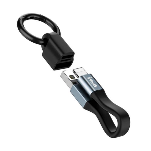 持ち運びに便利なカラビナ付きタイプCケーブル・急速充電対応・両端を収納できるカバー付き、キーリングでバッグやベルトにつけて持ち歩くことが出来ます。・ケーブル部分は耐久性と弾力性に優れた材質を使用しており絡まらず、ねじれがありません。［タイプ...