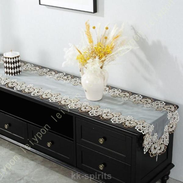 【内容物】テーブルランナー*（1枚）【サイズ】40*9040*12040*16040*180◆耐久性：優秀な耐久性があり、長期間安全に使用することができ、何種ユーザーにも安心して用いられます。◆防水：耐水性に優れ水を通さない、丈夫で水やお茶...