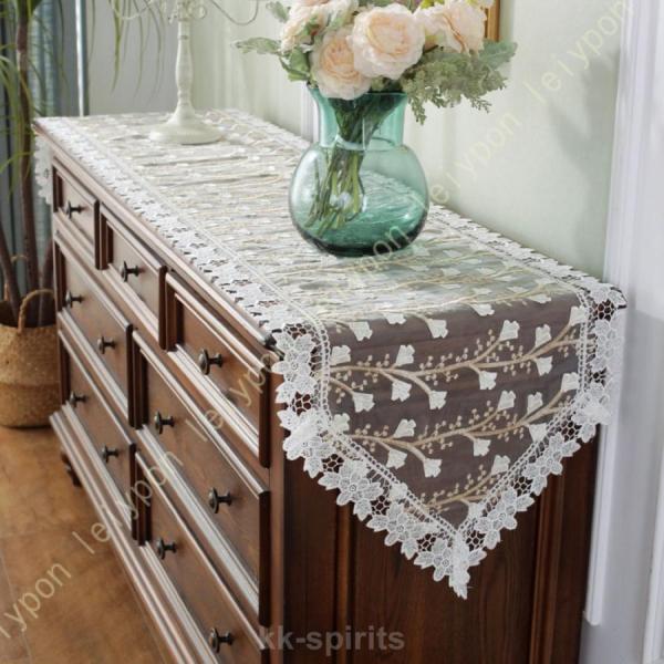 【内容物】テーブルランナー*（1枚）【サイズ】40*9040*12040*16040*180◆耐久性：優秀な耐久性があり、長期間安全に使用することができ、何種ユーザーにも安心して用いられます。◆防水：耐水性に優れ水を通さない、丈夫で水やお茶...