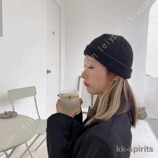 商品詳細：【サイズ】：M=頭周り約56cm58cm（フリーサイズ）【素材】：アクリル【裏地】：なし・抗菌加工で清潔、臭わない頭皮は人体の中でも、特に汗や皮脂の分泌が多い場所。それは「臭いの元となる雑菌が繁殖しやすい場所」でもあります。この帽...