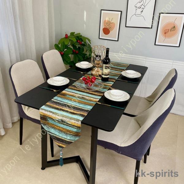 ★テーブルクロス ホテル レストランをインテリアの一つとして、シンプルで明るいお部屋を彩ります。こたつの天板・卓上にも最適！簡単に洗浄。★どんな空間にも馴染む柄、テーブルを華やかに演出してくれるテーブルカバー。家テーブル用だけではなく、パー...