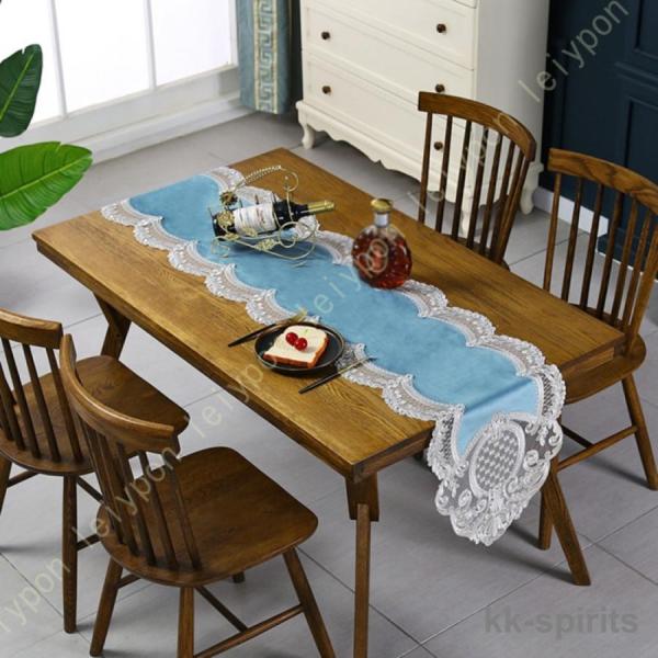 ★インテリア：テーブルランナーは上品な柄がシックで華やかな雰囲気を作り、シンプルなのにエレガンスをプラスできるアイテムです。部屋のインテリアに見事に調和できます。★素晴らしいデザイン：このテーブルランナーのデザインは、ミニマリストの感触を与...