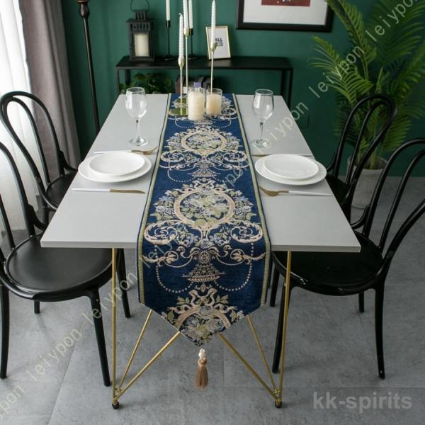 ★テーブルクロス ホテル レストランをインテリアの一つとして、シンプルで明るいお部屋を彩ります。こたつの天板・卓上にも最適！簡単に洗浄。★どんな空間にも馴染む柄、テーブルを華やかに演出してくれるテーブルカバー。家テーブル用だけではなく、パー...