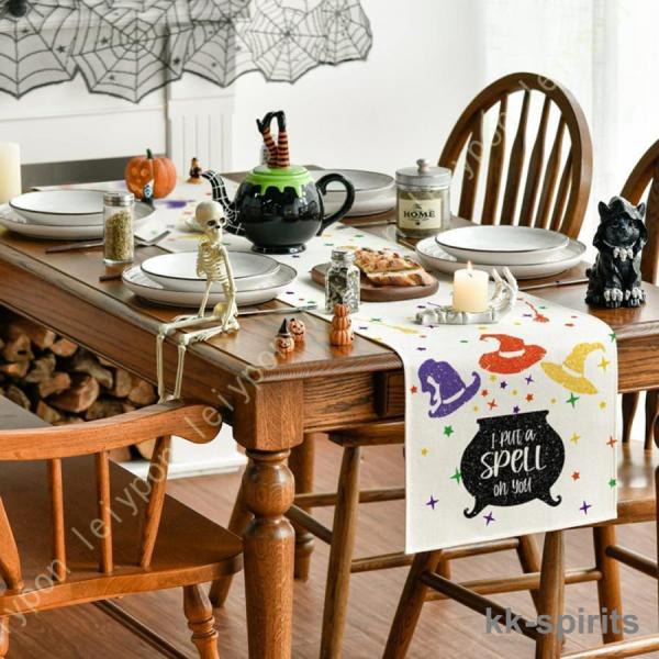 商品の特徴：・柔らかく、環境に優しい素材で作られています。・ダイニングテーブルにテーブルフラグを敷いて、インテリア小物なんかなんかか置いてみて、お洒落な部屋になります。 そして、テレビ台や整理棚の上に置いてもホコリの心配がありません。・上品...