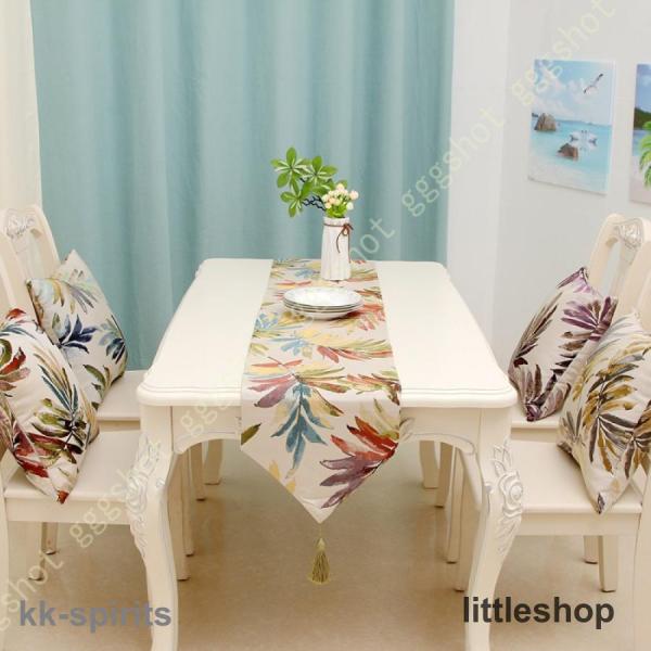 ★テーブルの中央にさらりと敷きこむだけで、ぐっとお洒落な雰囲気を作り出してくれるテーブルランナー。★柔らかく、耐久性があり、環境に優しい、ガラスや陶器の食器、花瓶なども安心して置けます。★テーブルを傷や汚れから守り、敷くだけで明るい雰囲気に...