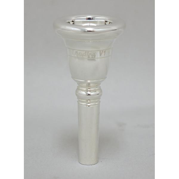 国内外のプレーヤーが信頼を寄せるwillie's Custom BrassのシグネチャーシリーズL&amp;#228;ndler（レントラー）#1 細管テナー用、シルバー仕上げ■特徴：今井 順夫氏との共同開発により誕生しました。 伝統的なジ...