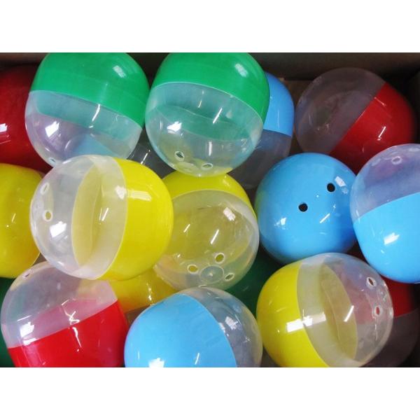 子供会やイベントに！！中に詰めてプレゼントに！！工作などに！！使い方は無限大です！！【例】お祭り会場にてカプセルの中に景品を入れてカプセルのつかみ取りを行いました。お子様で２〜３個、大人の方で４〜５個つかんで会場は大盛り上がりでした。※カプ...