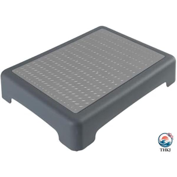 説明   ※踏み台がご自分に合う適切なものかどうかを調べるために、ご購入前には必ずサイズをご確認ください。※水平、平たんな場所に置いてご使用ください。※火気やストーブなどの危険物の近くでは使用しないでください。※飛び乗り、飛び降り、飛び跳ね...