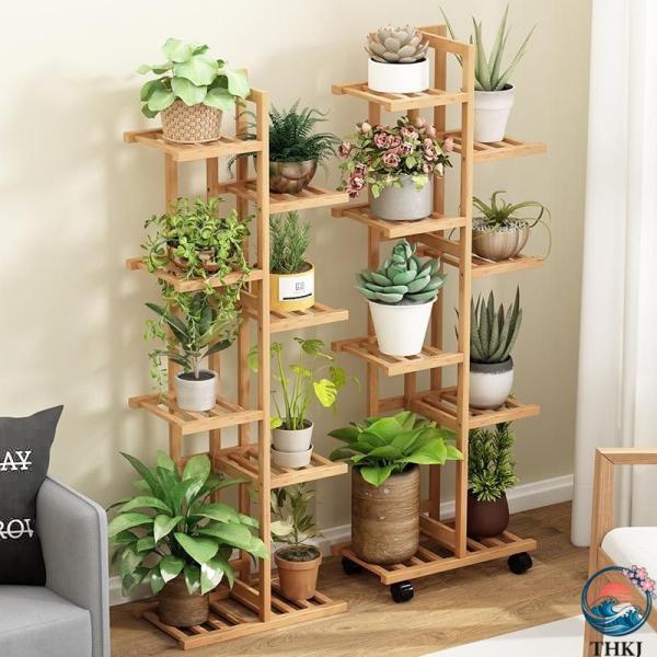 【天然竹製】このフラワースタンドの本体は、健康的で環境に優しく、耐久性と質感のある天然素材である竹で作られています。滑らかな角のデザイン、ナチュラルな風合いとシンプルなデザインで、植物を引き立てて、素敵なガーデンスペースを演出します。 【移...