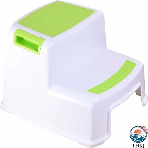 説明   ※踏み台がご自分に合う適切なものかどうかを調べるために、ご購入前には必ずサイズをご確認ください。※水平、平たんな場所に置いてご使用ください。※火気やストーブなどの危険物の近くでは使用しないでください。※飛び乗り、飛び降り、飛び跳ね...