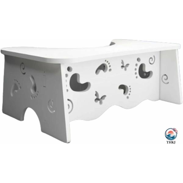 説明   ※踏み台がご自分に合う適切なものかどうかを調べるために、ご購入前には必ずサイズをご確認ください。※水平、平たんな場所に置いてご使用ください。※火気やストーブなどの危険物の近くでは使用しないでください。※飛び乗り、飛び降り、飛び跳ね...