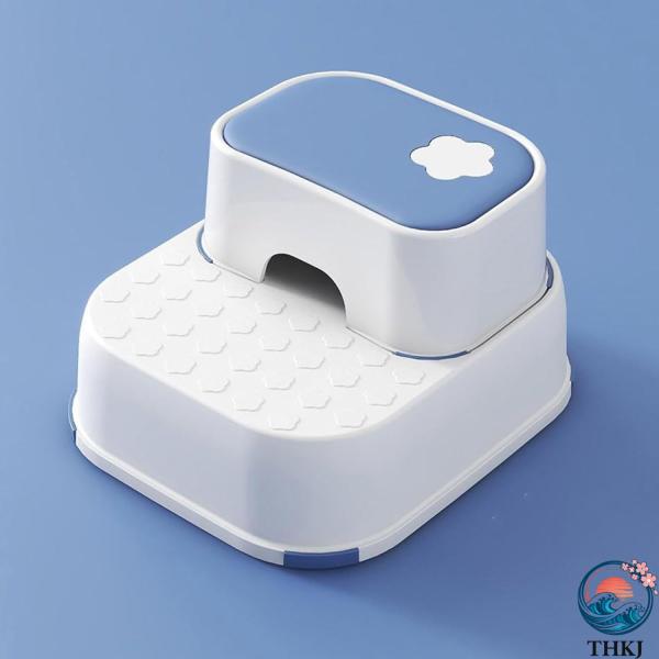 説明   ※踏み台がご自分に合う適切なものかどうかを調べるために、ご購入前には必ずサイズをご確認ください。※水平、平たんな場所に置いてご使用ください。※火気やストーブなどの危険物の近くでは使用しないでください。※飛び乗り、飛び降り、飛び跳ね...