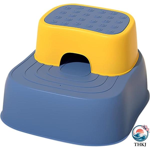 説明   ※踏み台がご自分に合う適切なものかどうかを調べるために、ご購入前には必ずサイズをご確認ください。※水平、平たんな場所に置いてご使用ください。※火気やストーブなどの危険物の近くでは使用しないでください。※飛び乗り、飛び降り、飛び跳ね...